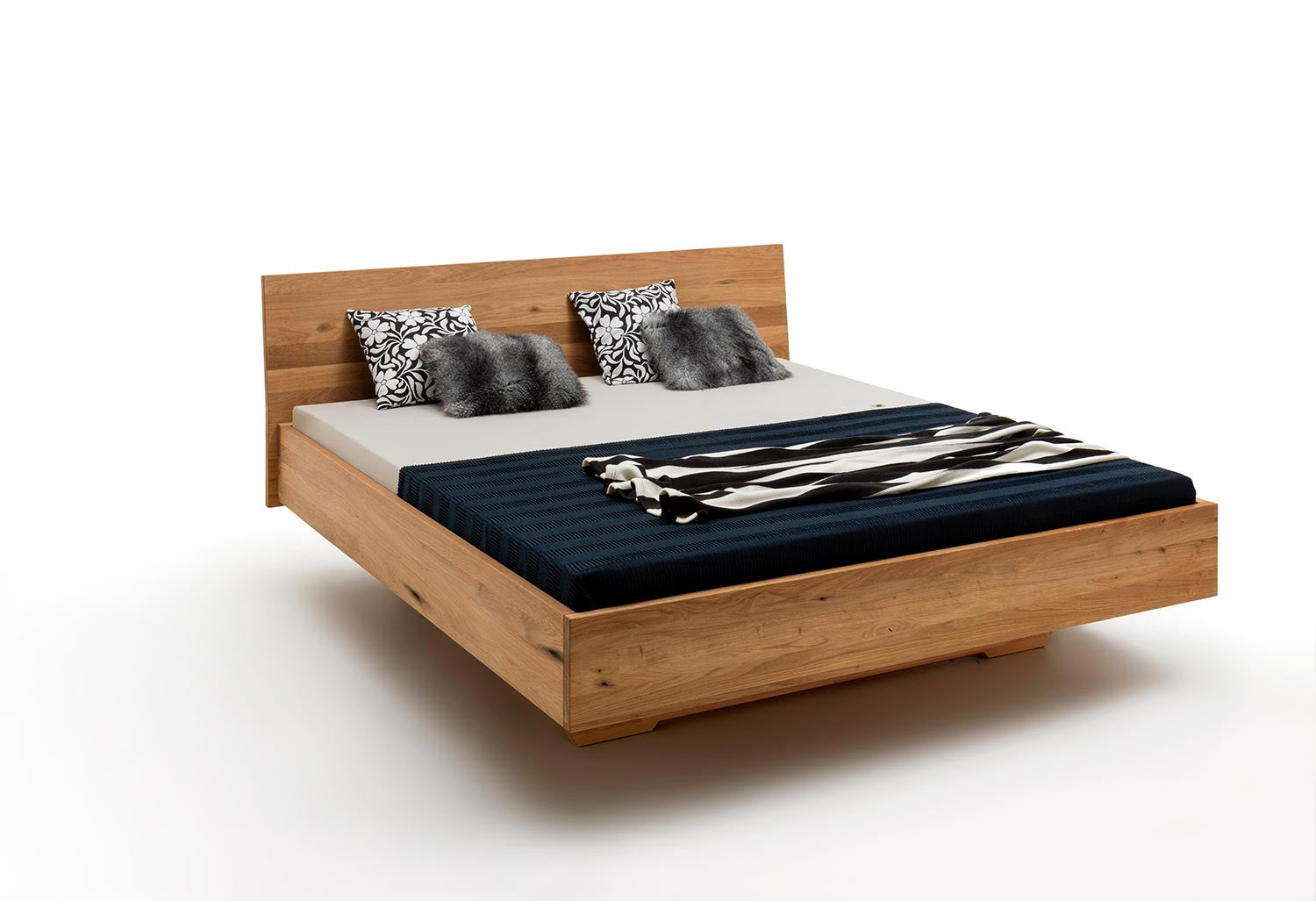 Zwevend eiken houten bed – Natura Latex